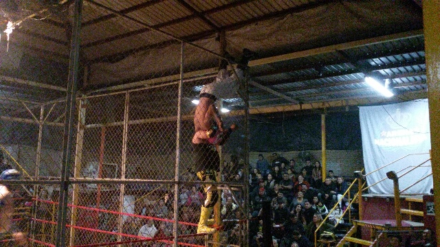 File:Tmp-cam-1006910733.jpg - Luchawiki