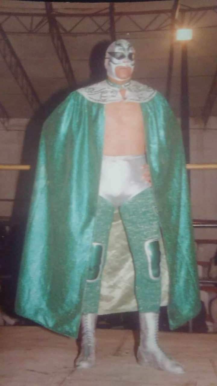 File:Enigmático 1.jpg - Luchawiki