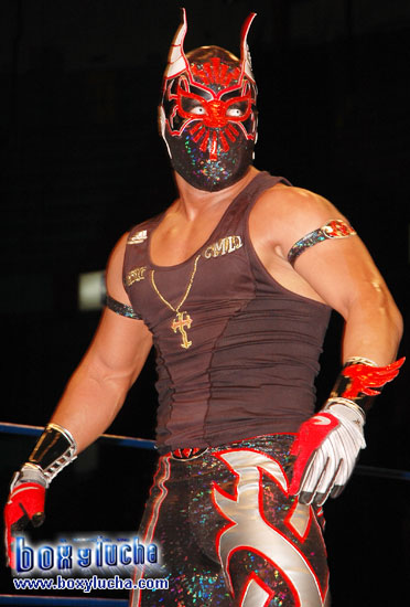 File:Mistico-rudo(2).jpg - Luchawiki