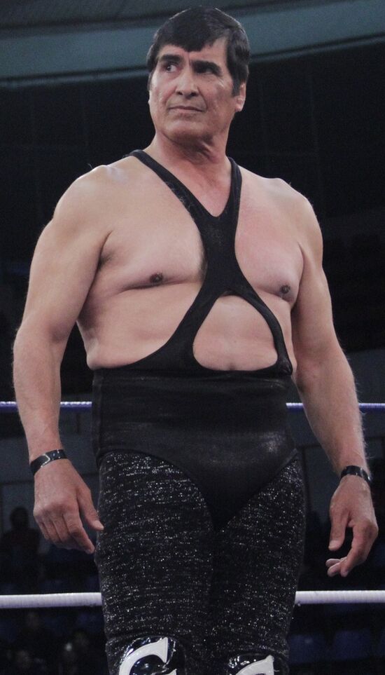 Cien Caras - Luchawiki