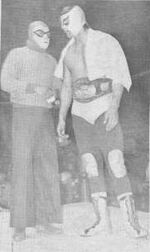 Cien Caras - Luchawiki